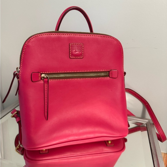 Dooney & Bourke | Bags | Dooney Bourke Fuchsia Florentine Leather Small ...